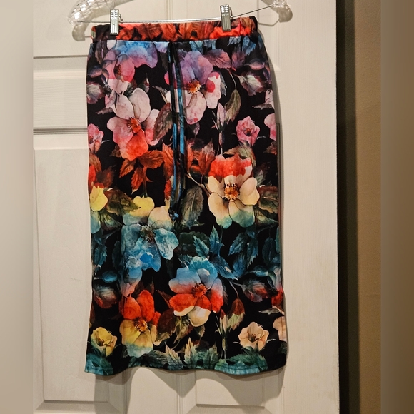 Loveu.Dear | Skirts | Loveudear Skirt | Poshmark
